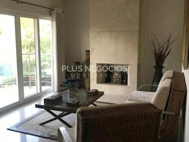 Sobrado de Luxo no Condomínio Granja Olga R$1,8 Mi Desfrute do Melhor em Conforto e Exclusividade
