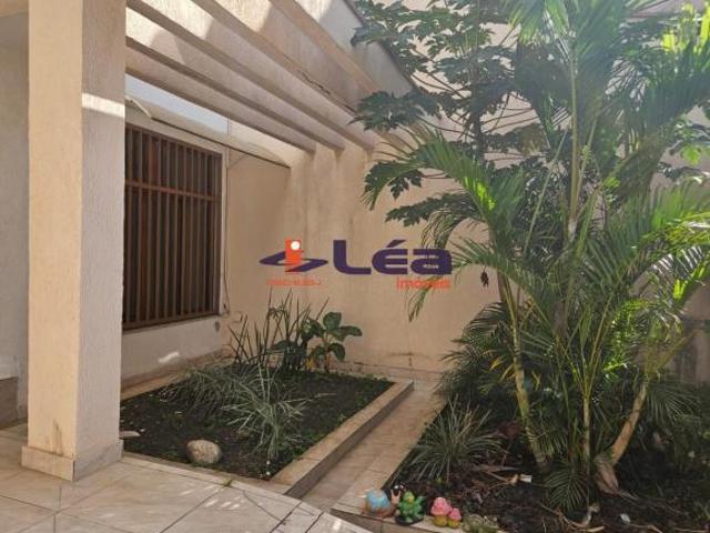 Sobrado de Luxo no Centro de Suzano SP: 2 Quartos, 2 Suítes, 2 Salas, 3 Banheiros, 2 Vagas, 320m²