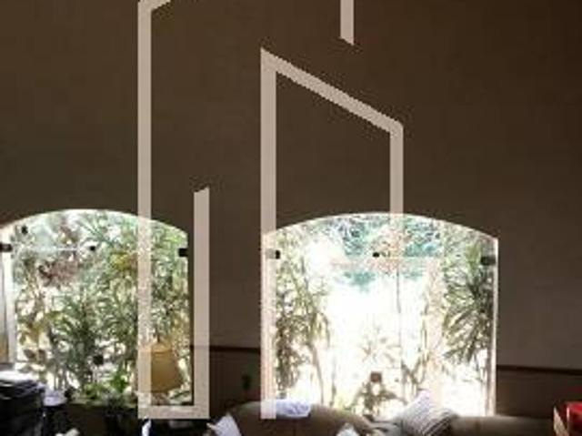 Sobrado de luxo no Morumbi, São Paulo SP: 4 quartos, 2 suítes, 4 banheiros, 3 va