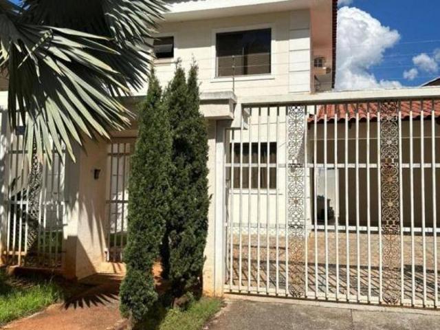 Sobrado de Luxo no Setor Jaó – 4 Quartos, Piscina com Hidromassagem por R$ 899 Mil