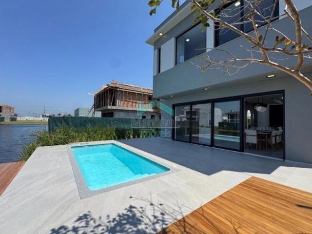Sobrado de luxo nunca habitado