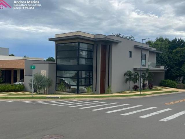 Sobrado de Luxo para Locação em Condomínio no Residencial Duas Marias, Indaiatuba SP: 4 Quartos, 4 S
