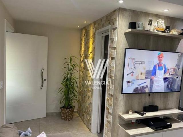 Sobrado de Rua | 4 Dorms | 220m² | 1 vaga | Bairro Alto Curitiba/PR