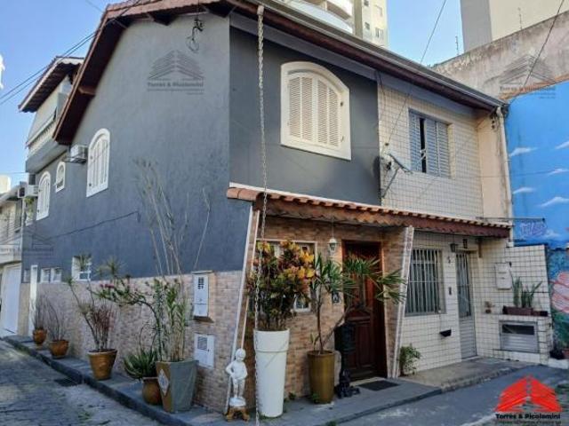 Sobrado de vila à venda 90 m² na Mooca, 3 quartos, cozinhas móveis planejados, 2 banheiros, 1 vaga