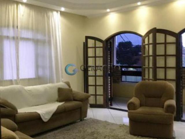 Sobrado de 04 Dorm. 193,70m² Jardim Altos de Santana