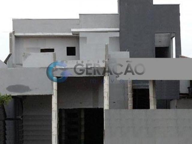 Sobrado de 04 Dorm. e 01 Suíte 205,00m² no Jardim Nova Flórida | SJC