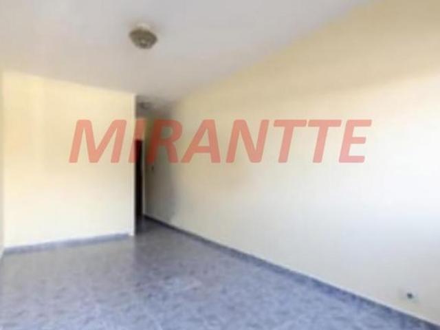 Sobrado de 0.85m² com 2 quartos