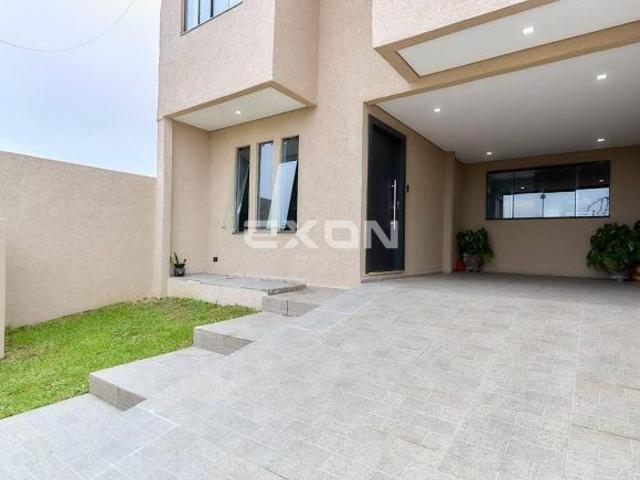 Sobrado de 143 m² privativos no Xaxim