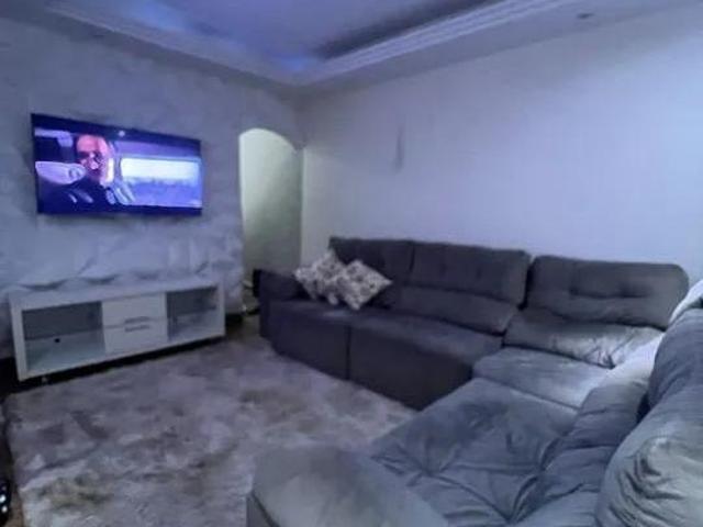 Sobrado de 140 m², 3 quartos em Jardim Itapeva, Mauá