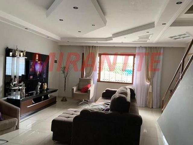 Sobrado de 140m² com 3 quartos