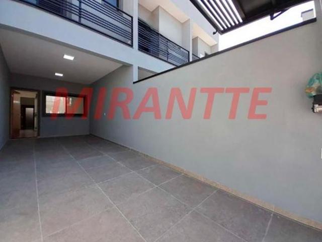 Sobrado de 140m² com 3 quartos