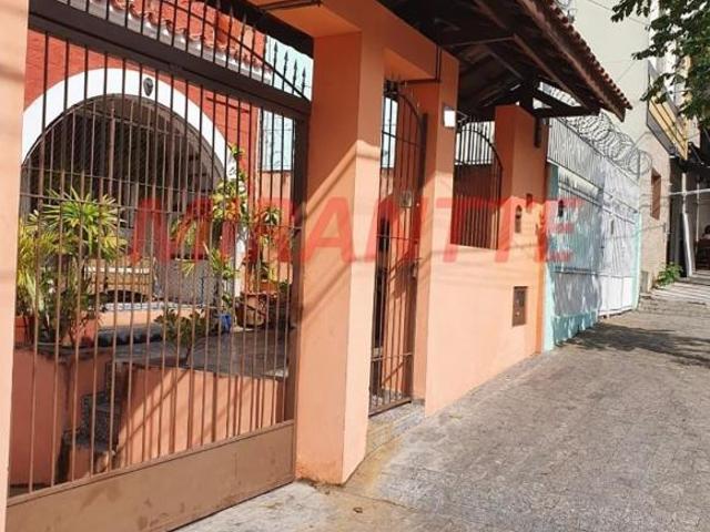 Sobrado de 140m² com 4 quartos