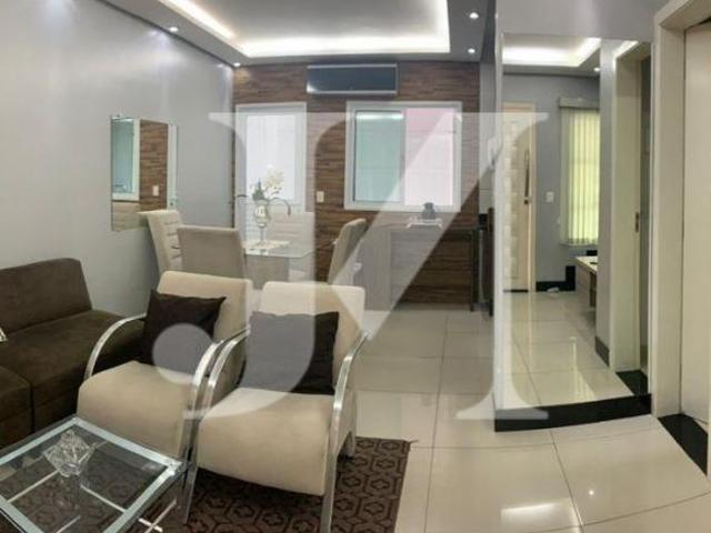 Sobrado de 146m² em condomínio fechado na região de Itaquera