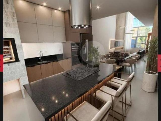 Sobrado de 149m² a venda no Tarumã