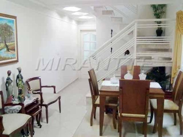 Sobrado de 153m² com 3 quartos