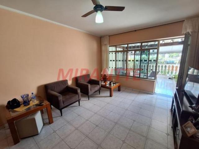 Sobrado de 150m² com 3 quartos