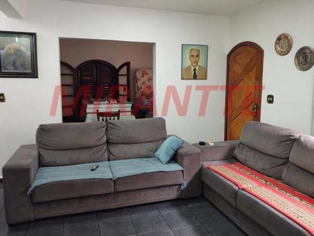 Sobrado de 150m² com 4 quartos