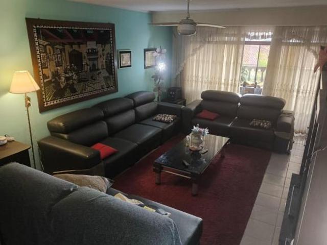 Sobrado de 155 m², 3 quartos em Jardim Vila Galvão, Guarulhos