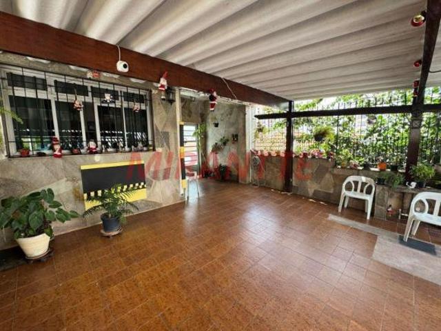 Sobrado de 155m² com 3 quartos