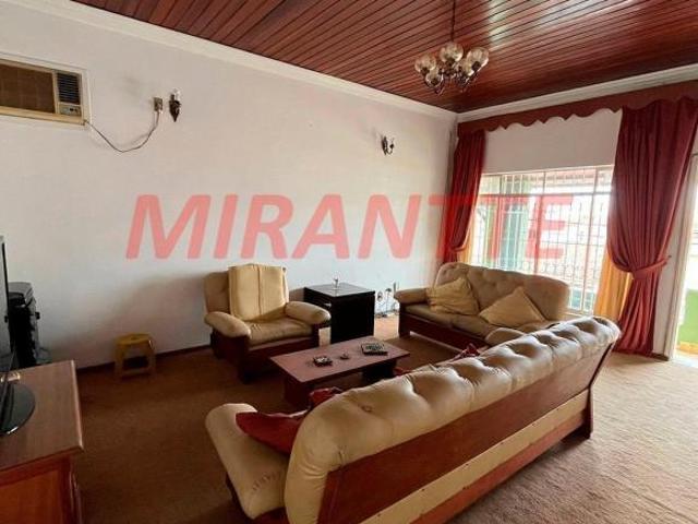 Sobrado de 156m² com 2 quartos