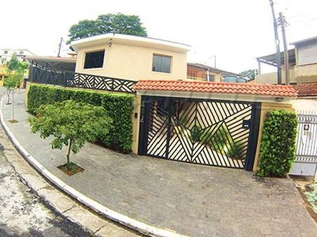 Sobrado de 160m² com 3 quartos