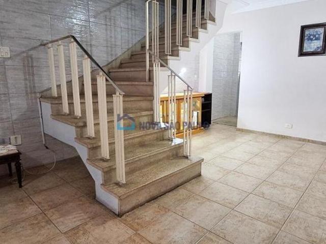 Sobrado de 160m² na Vila Mariana a 400m do Shopping e Metrô Santa Cruz