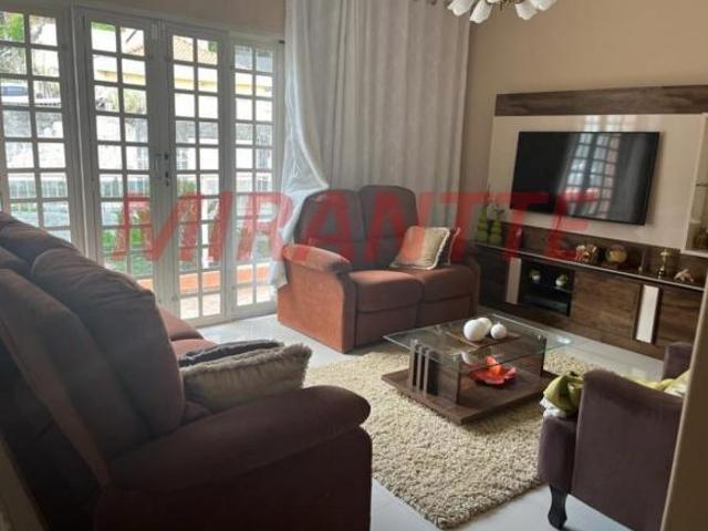 Sobrado de 167m² com 4 quartos