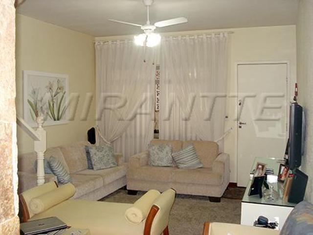 Sobrado de 165m² com 2 quartos