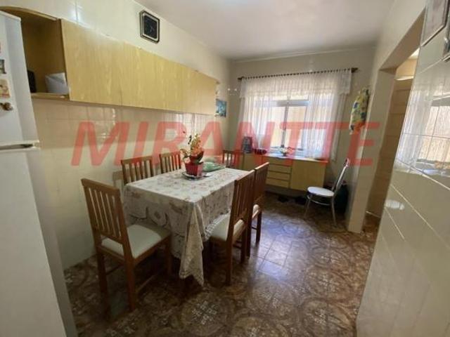 Sobrado de 165m² com 4 quartos
