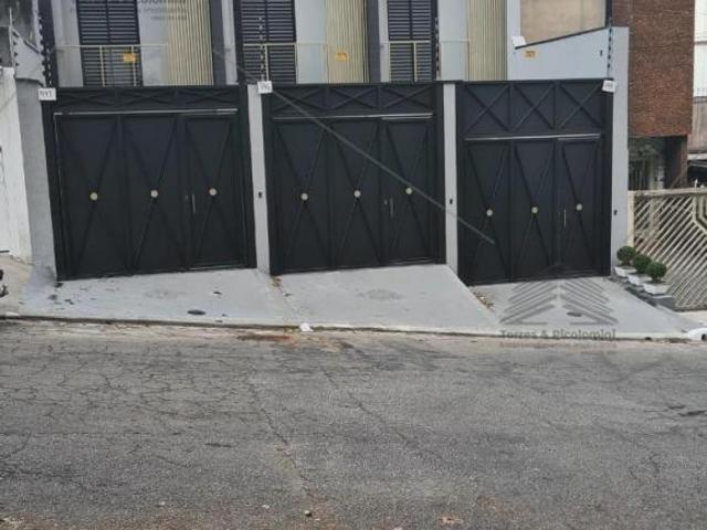 Sobrado de 165m² a venda na Saúde, 3 dormitórios, 1 suíte master, 4 banheiros, copa, cozinha, lavand