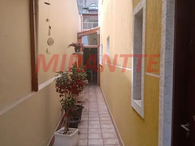 Sobrado de 165m² com 4 quartos em Vila Nova Galvão