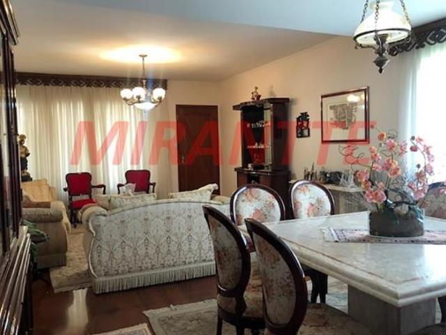 Sobrado de 166m² com 3 quartos