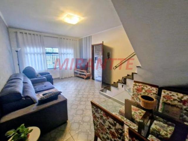 Sobrado de 166m² com 3 quartos