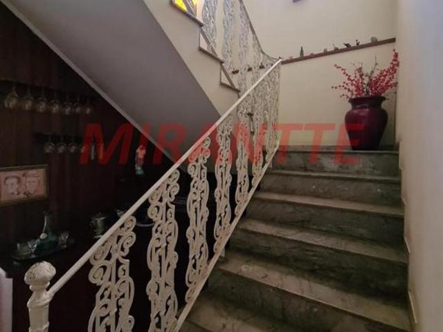 Sobrado de 166m² com 3 quartos