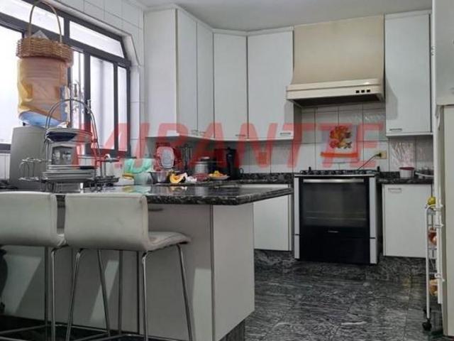 Sobrado de 168m² com 3 quartos
