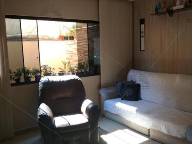 Sobrado de 170 m² a venda na Vila Prudente, 3 dormitórios, 2 banheiros, cozinha planejada, sala de e