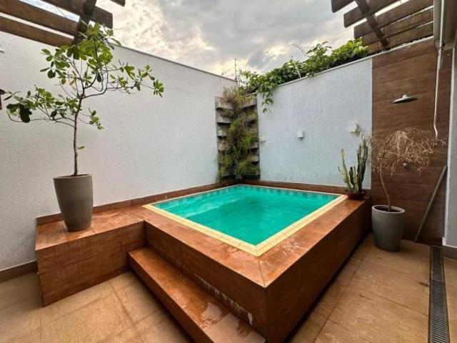 Sobrado de 170 m² com 03 suítes à venda no Euro House Parque das Laranjeiras Goiânia GO