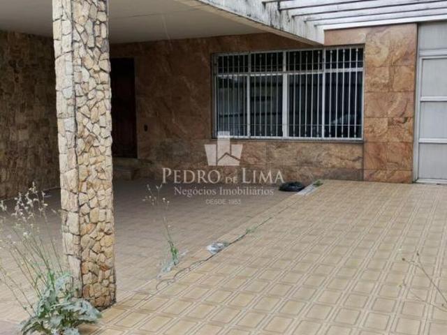 Sobrado de 171m² no Aricanduva com 3 Dormitórios e 4 Vagas de Garagem