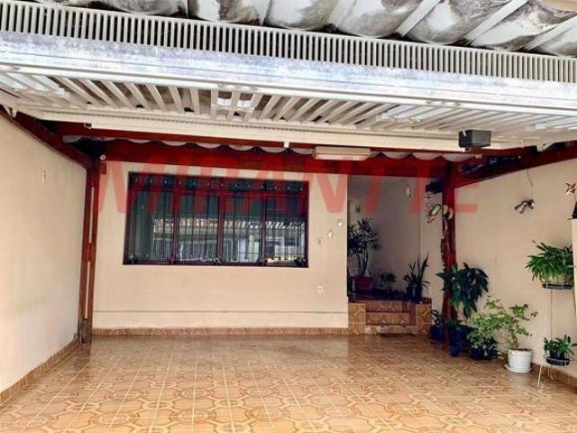 Sobrado de 178m² com 3 quartos