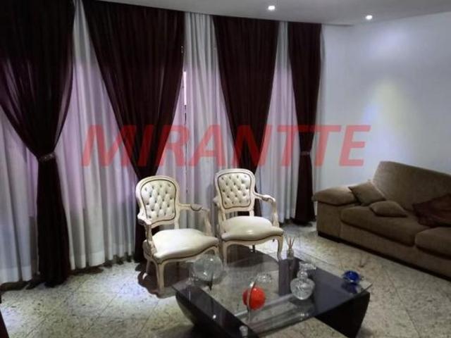 Sobrado de 178m² com 3 quartos