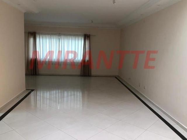 Sobrado de 179m² com 4 quartos