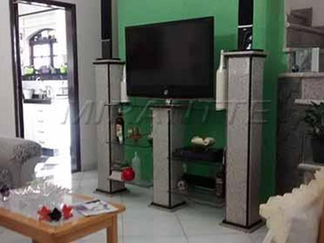 Sobrado de 183m² com 2 quartos