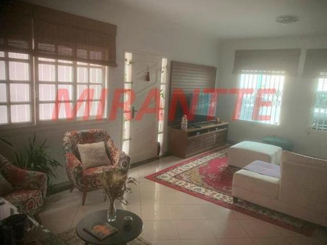 Sobrado de 180m² com 3 quartos