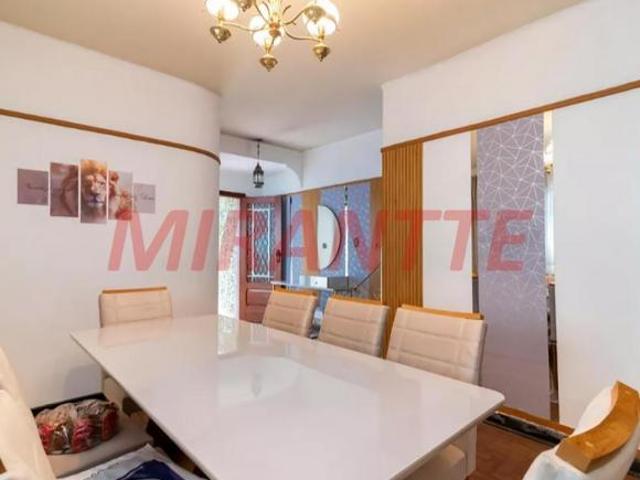 Sobrado de 180m² com 3 quartos