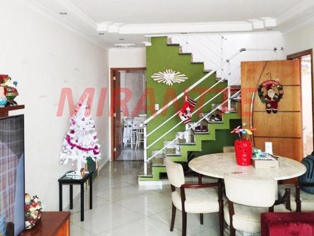 Sobrado de 180m² com 3 quartos
