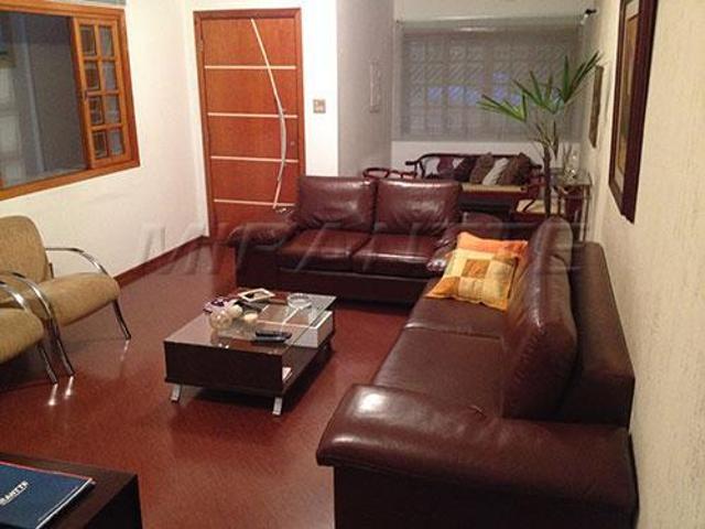 Sobrado de 180m² com 3 quartos