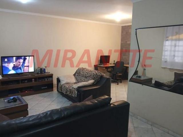 Sobrado de 180m² com 3 quartos