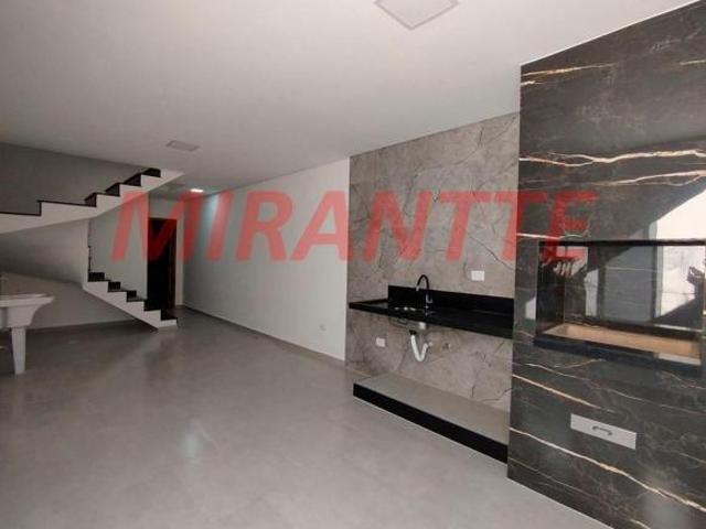 Sobrado de 180m² com 3 quartos