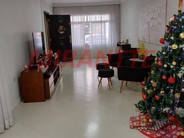 Sobrado de 180m² com 3 quartos