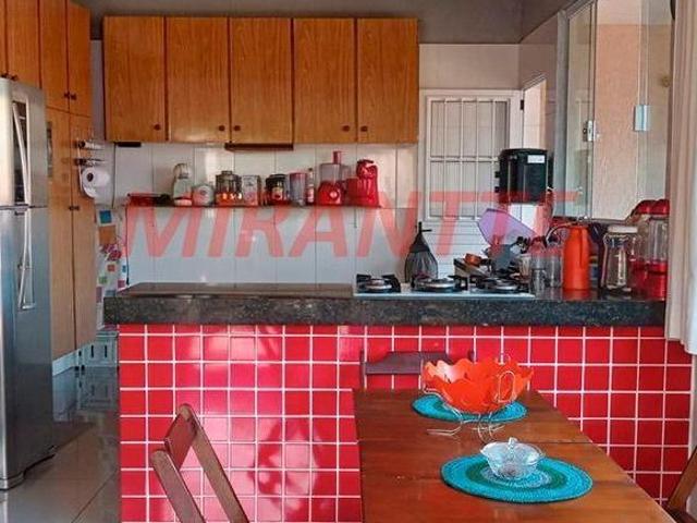 Sobrado de 180m² com 4 quartos